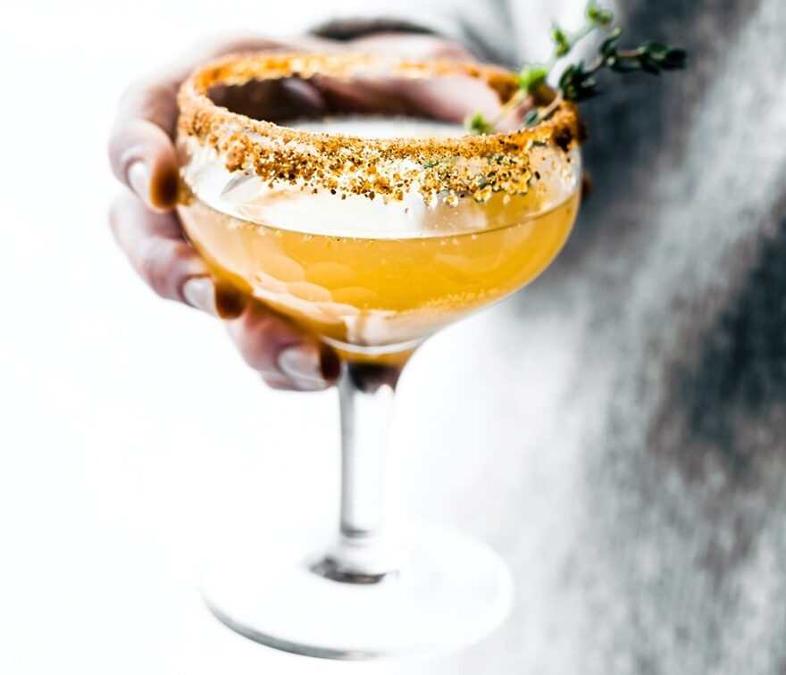 6 lækre drinksopskrifter med mezcal - Opskrift & guides - nordicbar